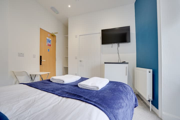 25% Off Ensuite Double Room/ Parking/self Check-in - Berwick-upon-Tweed