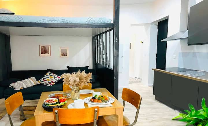 Parking Inclus | Véranda | Calme | Loft L'école - グルノーブル