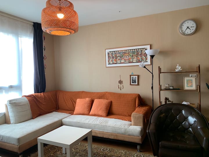 Cozy 52 Sqm Apartment In Sukhumvit 26 - Khlong Toei