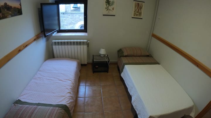 Castell De Ceuró - Hotel Rural / H2. Oreneta - Solsona