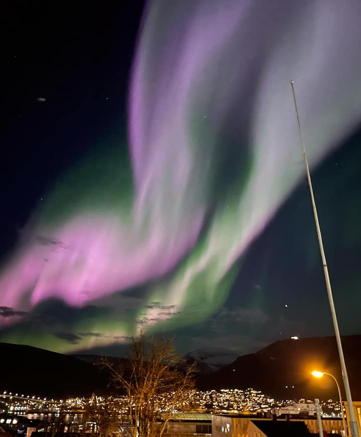 Northern Lights: Cozy Room In Apartment - Tromsø