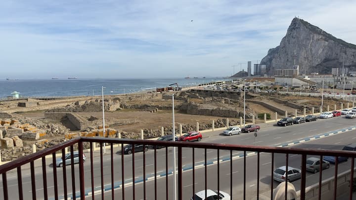 Primera Línea De Playa Y Vistas A Gibraltar - Castellar de la Frontera