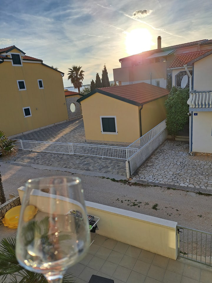 Modern Apartment – Bedroom & Balcony By The Sea - Privlaka