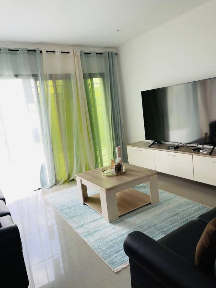 Spacieuse Residence Familiale A Bingerville - Abidjan