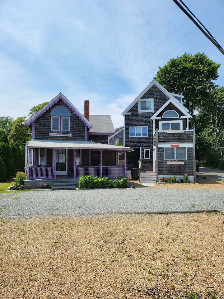 Simone By The Sea Mv Retreat - Martha's Vineyard, MA
