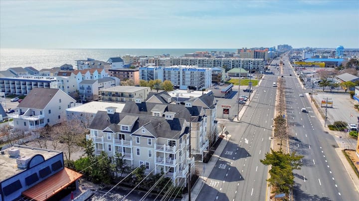 Sleeps 18 Guest - Oc/fenwick Island Townhouse - Ocean City, MD