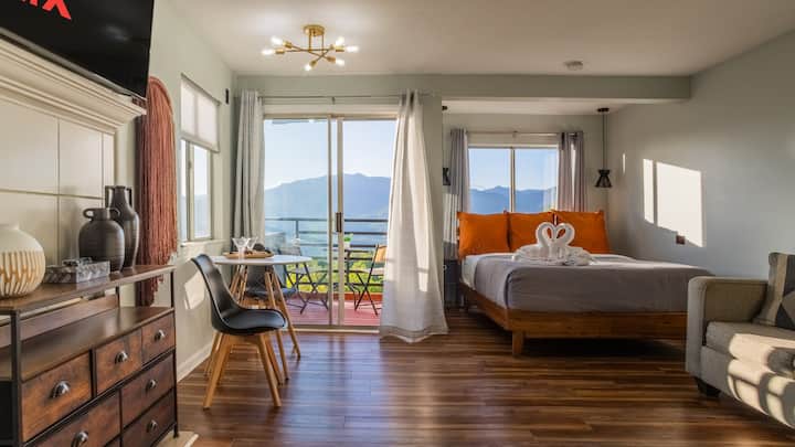 Exclusive Mountain Retreat – 10 Min To Gatlinburg - Gatlinburg, TN