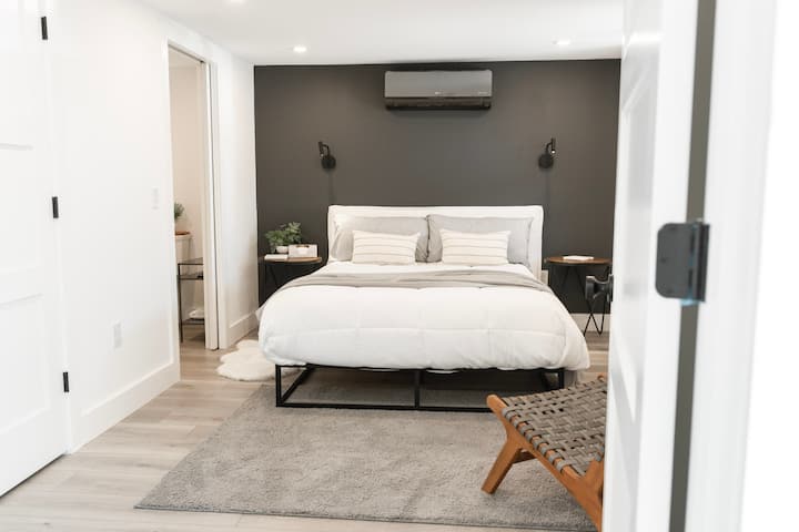 Dwell, Prime Location Downtown! - Abingdon, VA