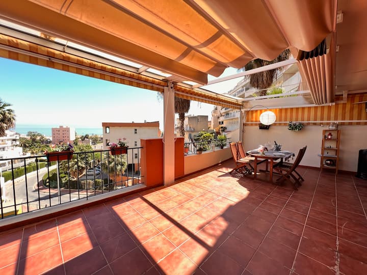 Apartamento En Benalmádena Con Vistas Al Mar - Benalmádena