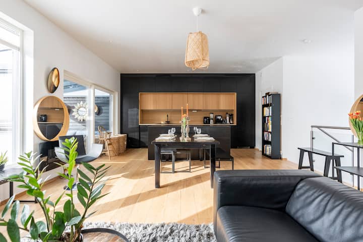 Flott Hjem På Dal. Til 7(9) Voksne. - Oslo Airport (OSL)