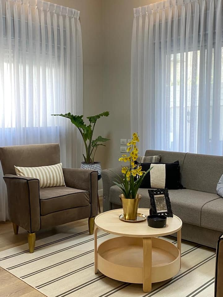 Luxury Apartment In Tel Aviv & Private Yard - Tel-Aviv