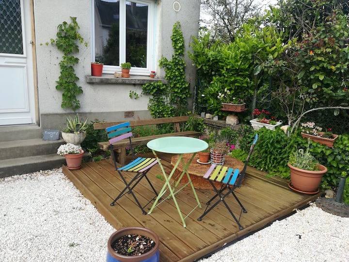 Agréable Maison Avec Jardin Et Chat - Tours
