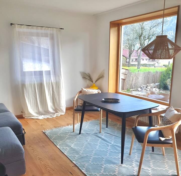 Alpen Lodge | Ferienwohnung Osterhofen Iv - Neubeuern