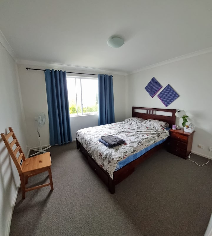 Private Room- Center South Perth - Perth