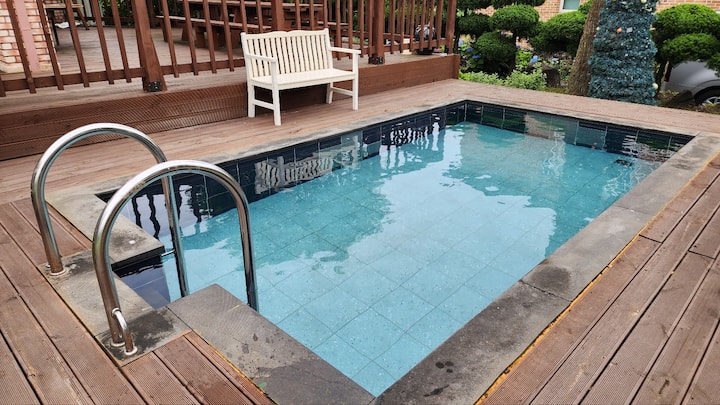 파인하우스 단체 예약 - Jeju-do