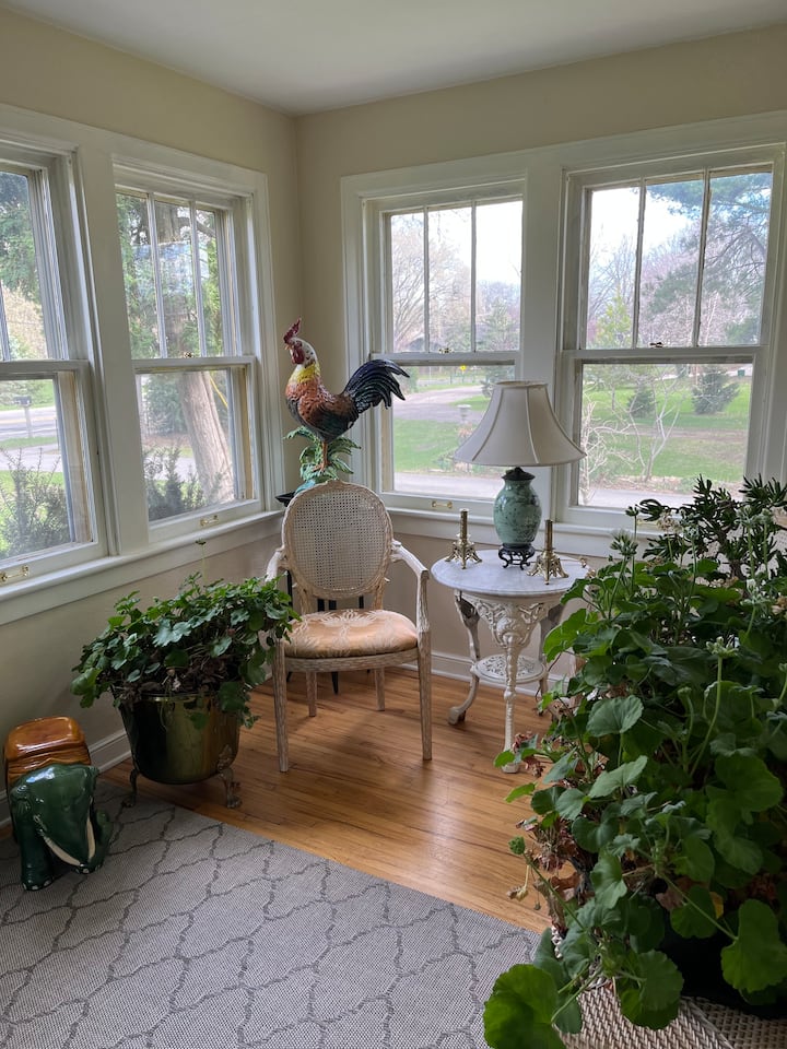Charming 1927 Craftsman Cottage - Lake Arrowhead, Circle Pines