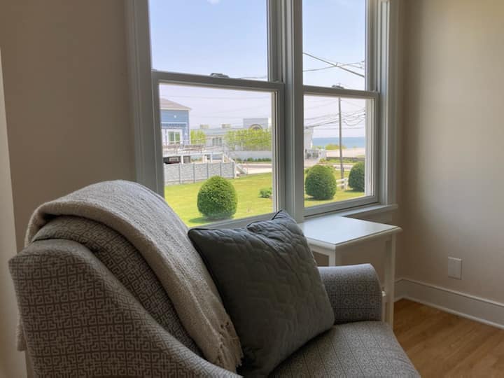 Private Beach - Dedicated Office - 5 Star Host - Fishers Island, NY