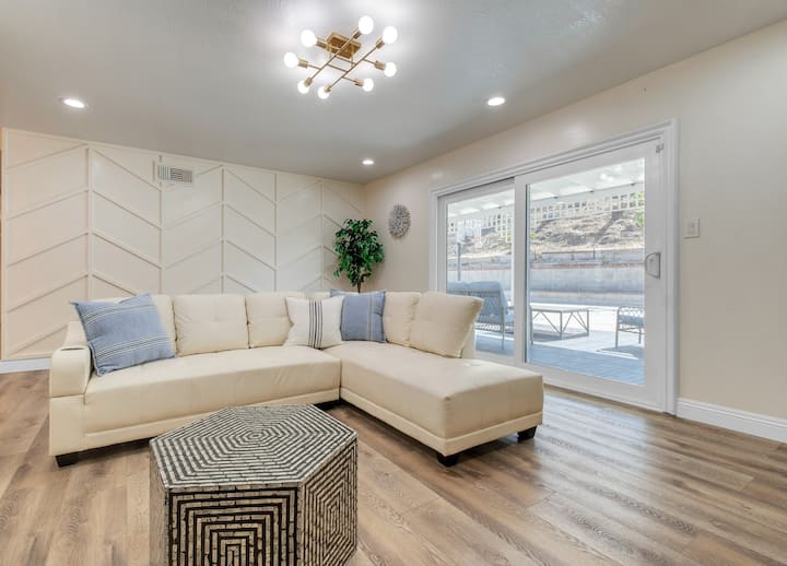 Cozy & Quiet, Disney/game Rm - Diamond Bar, CA