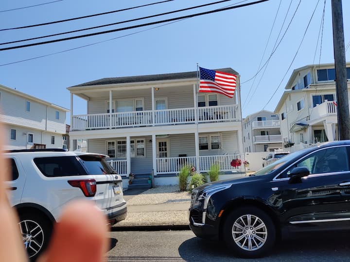 Block From The Bay And Ocean! - Sea Isle City, NJ