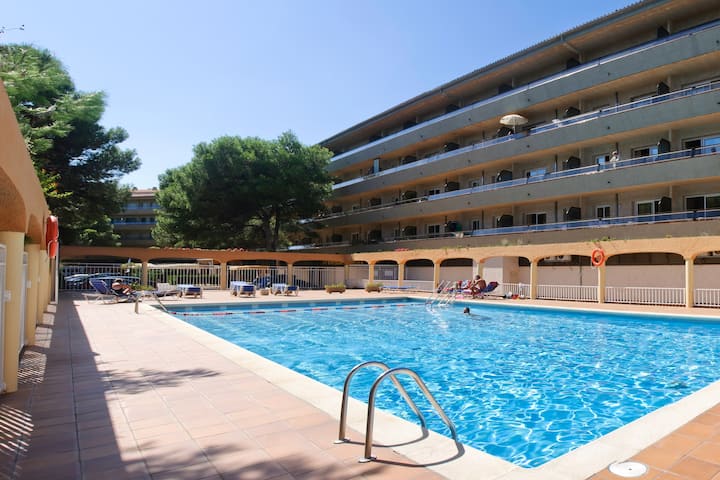 Apartamento En Primera Línea De Mar Con Vistas - La Escala