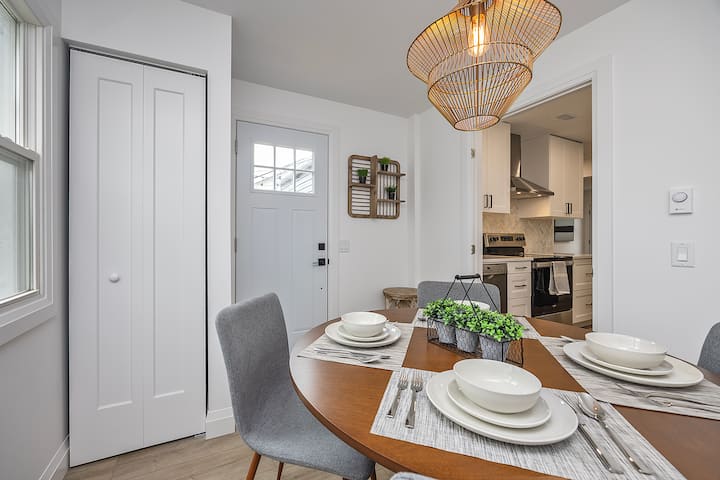 City Retreat With Board Games - Kingston