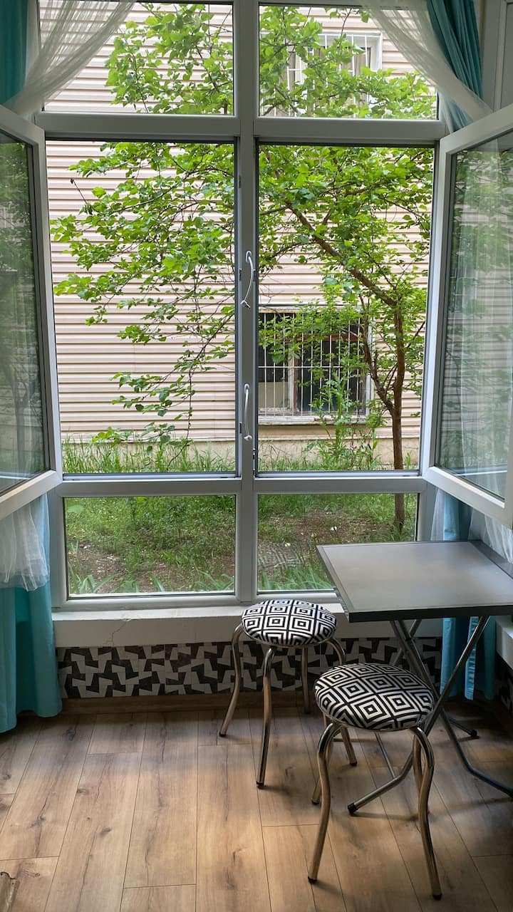 Cozy Garden View Apartment Room - Ankara