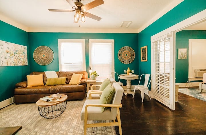 *Walk 2 The Beach And Restaurants! Comfy King Bed - Texas