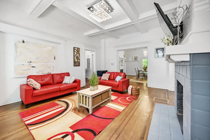 Cozy & Spacious Midtown Room - Atlanta, GA
