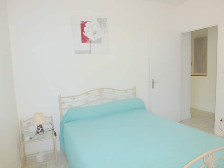 Maison Avec Piscine 2/9 Personnes Près De Sarlat - Souillac