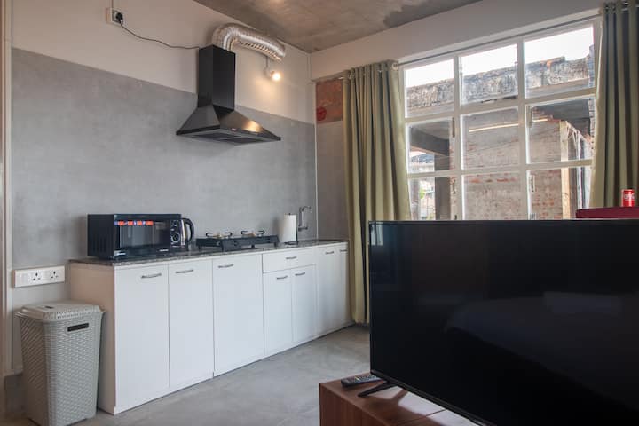 Gauthali Suite A Studio Valley-view Getaway - Kalimpong