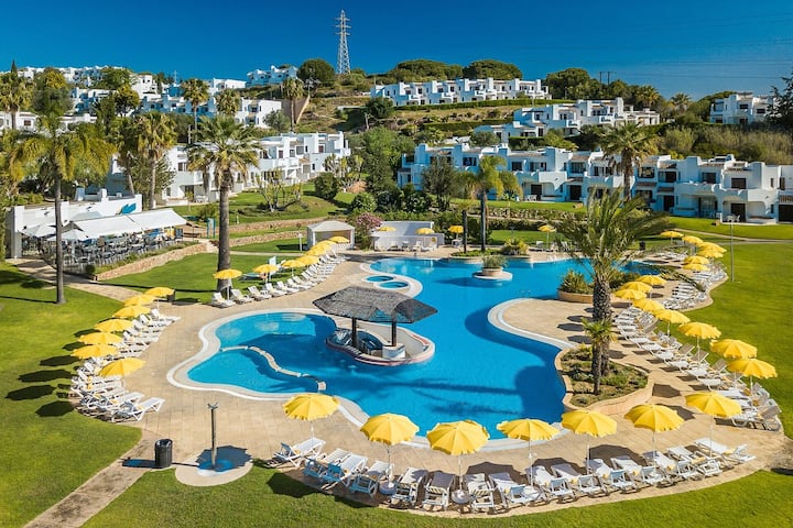 T2 Duplex | 2 Balconies & Garden Terrace - Albufeira