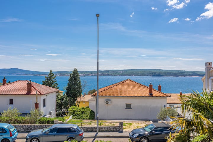 2bd Apt With Beautiful Seaview - Crikvenica
