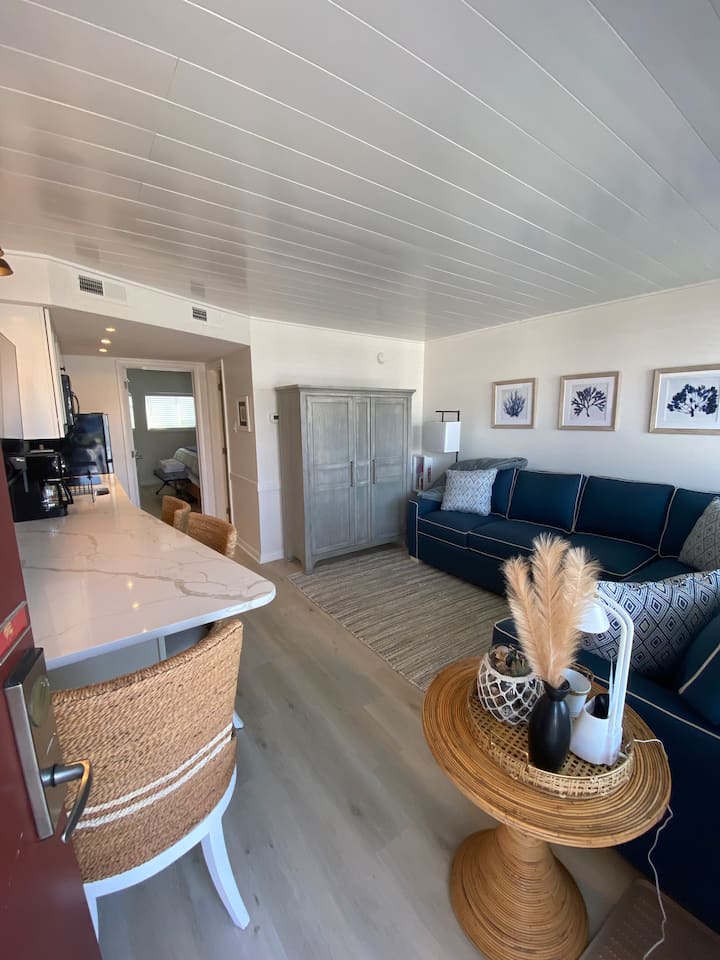 King Bed Shore Condo - Sea Isle City, NJ