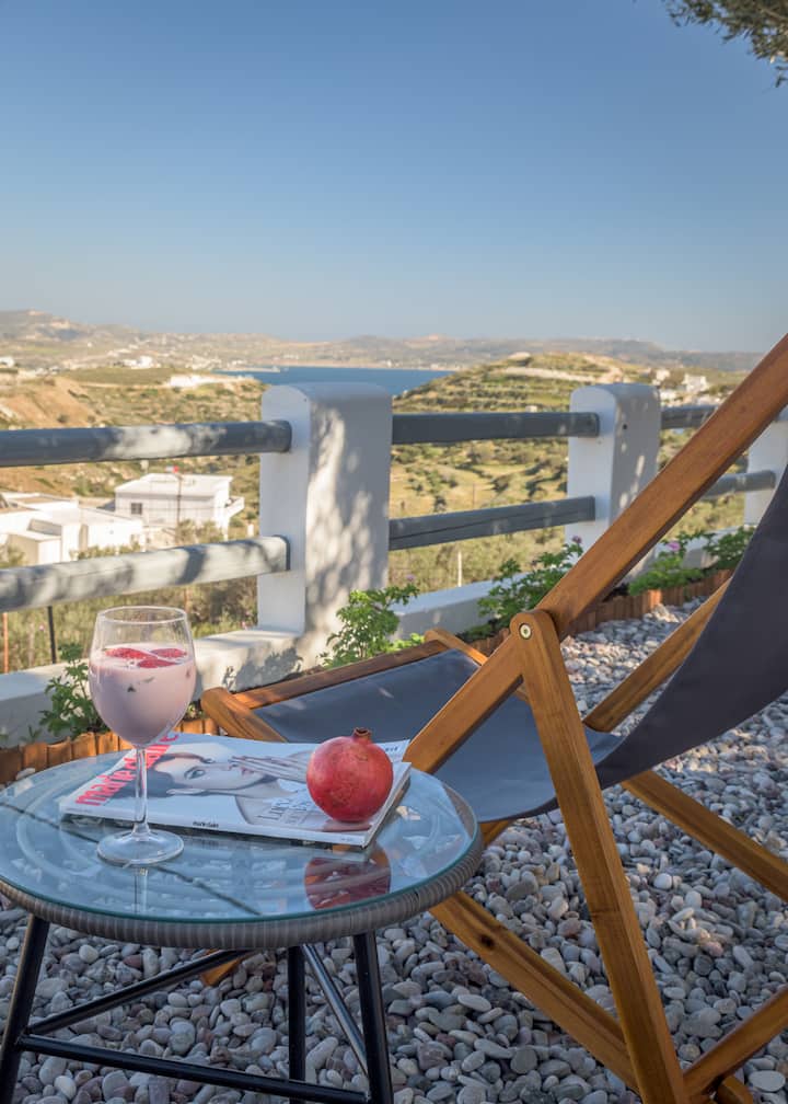 Helena' S Olive Tree House - ミロス島