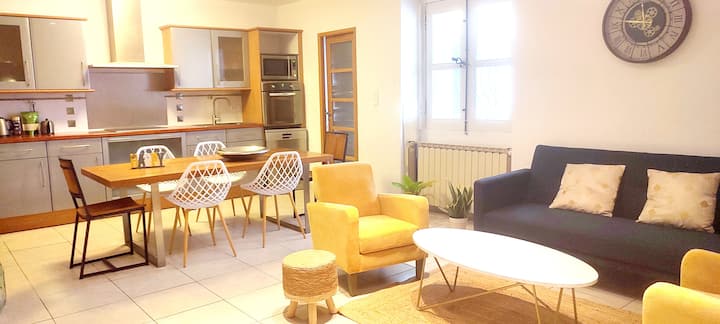 Central, Cosy & Spacieux - 5 Ch Doubles - Clim - Nîmes