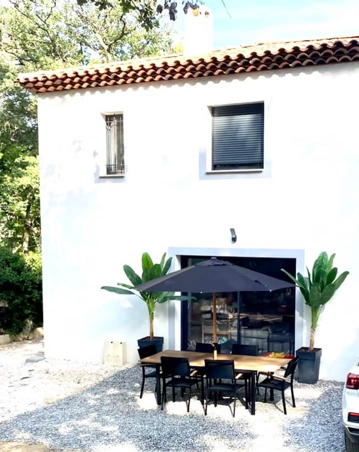Maison/jacuzzi à 5 Min De La Mer - Le Pradet