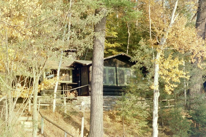 Lakeside Authenic 2 Br Log Cabin W/fireplace-pines - Presque Isle, WI