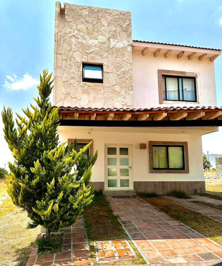 Spacious Home In Community - Zacatecas