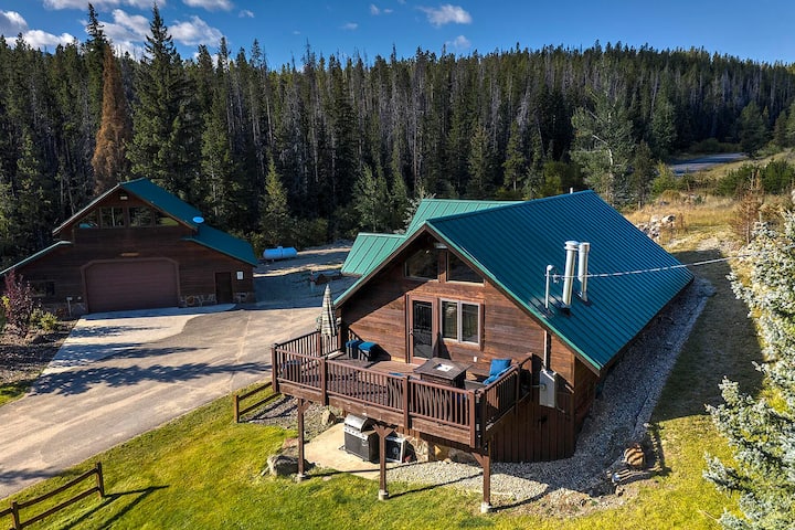 Quiet Pintler Getaway - Minutes From Georgetown! - Anaconda, MT
