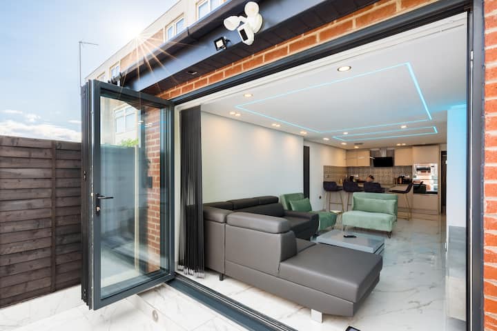 -Birmingham Central Deluxe Inn- - Birmingham