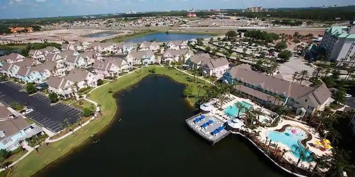 Ground Floor 2 Bedroom Vacation Condo With Patio - Star Wars: Galaxy's Edge, Lake Buena Vista