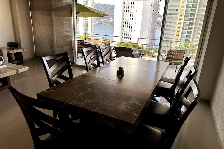 Luxury Condo With Ocean And Skyscrapers View - Acapulco