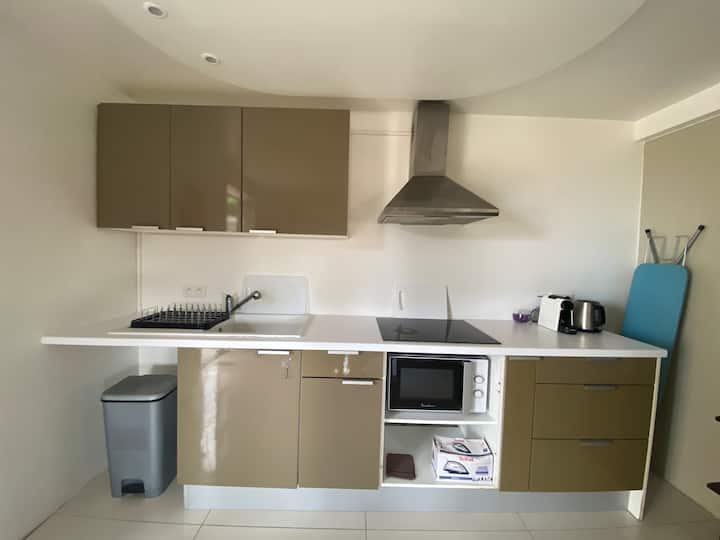 New - Bel Appartement Quartier Sud - Nouméa