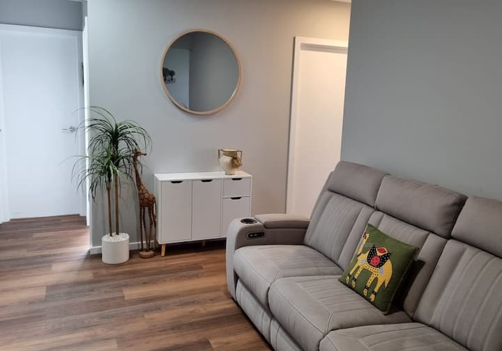 Perfect Location. Private 2 Bed, Own Entrance Unit - Wauchope