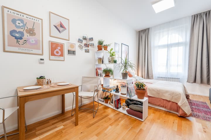 Charming Apartment In Spain St - Prague