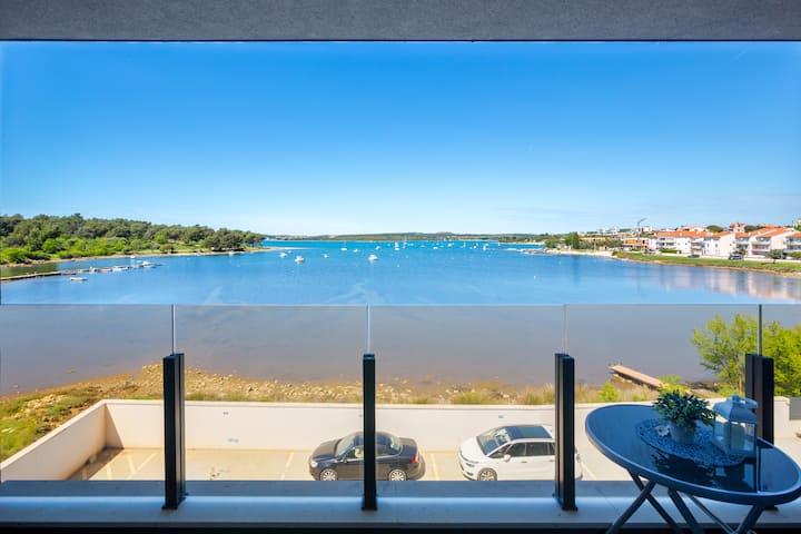 Vizula D Sunset - Undine - Medulin