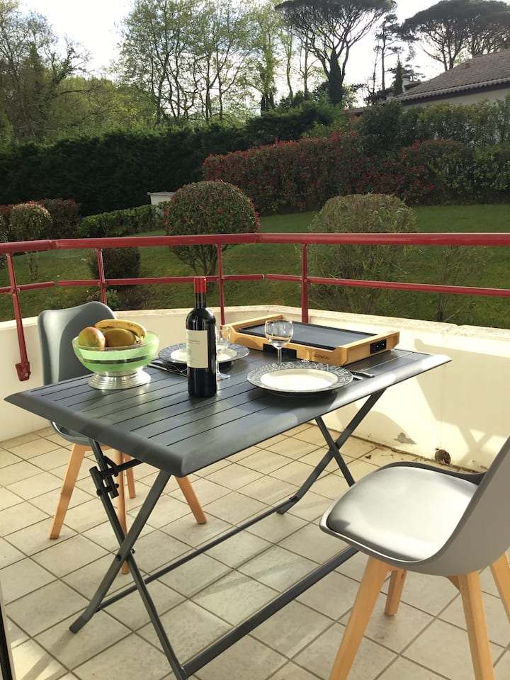 T2 42 M2 Terrasse Et Parking - San Juan de Luz