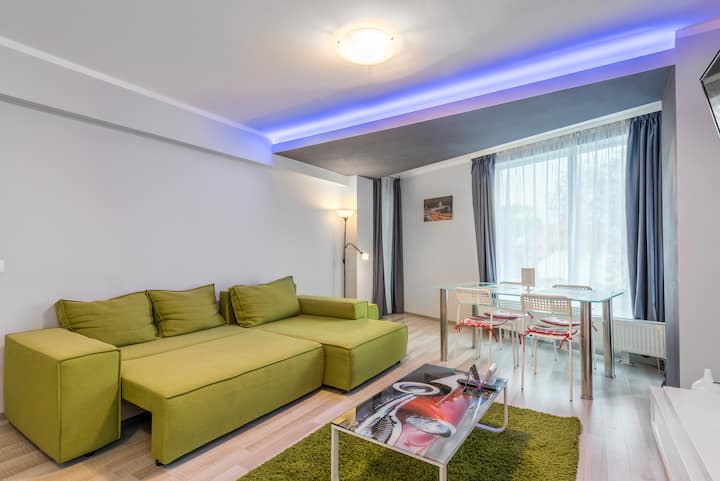 Luxury Apartment With Terrace - Bucarest