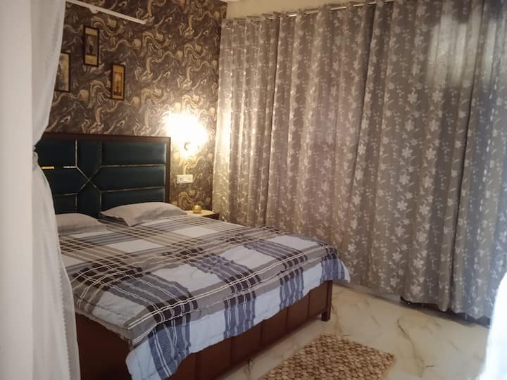 Super Cozy 1 Bhk In Sector 69 - Chandigarh