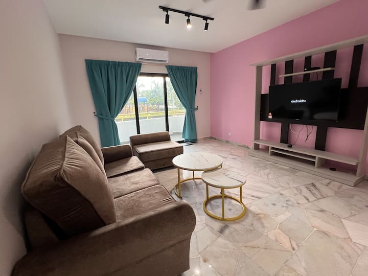 Premium Bayviewvilla Condo Unit C-1-9 - Pasir Panjang